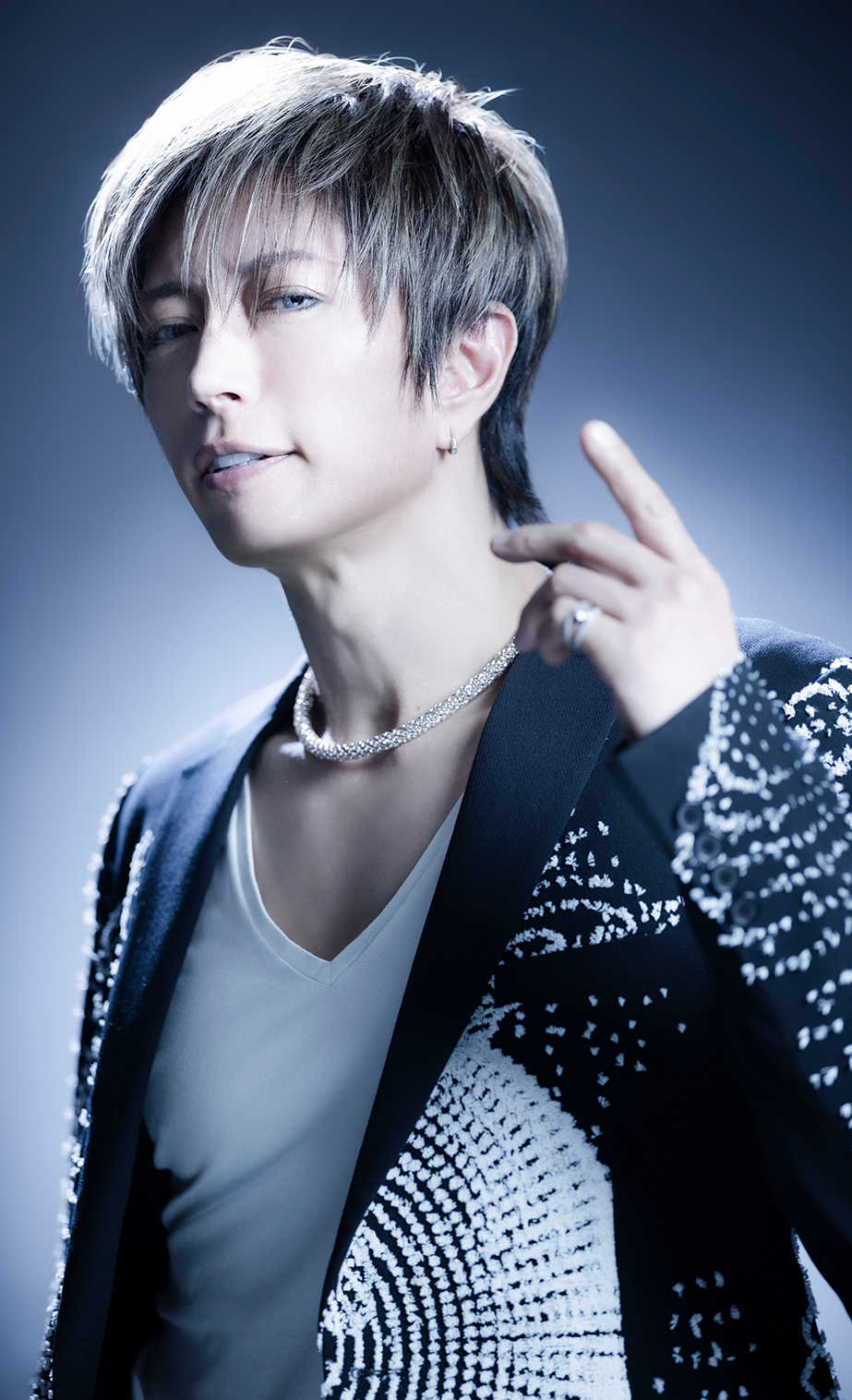 ソロ活動25周年・GACKTの音源を使って投稿しよう！ ライブ音源含む全曲をSNSにて一斉配信！ | club Zy.